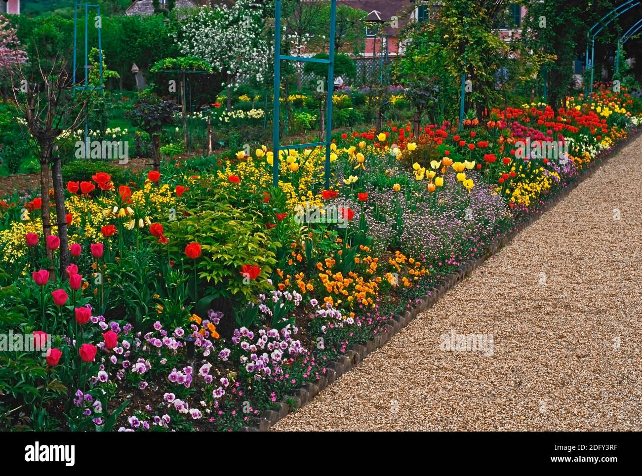 THE GARDEN AND THE HOUSE OF CLAUDE MONET AT GIVERNY, NORMANDY, FRANCE ...