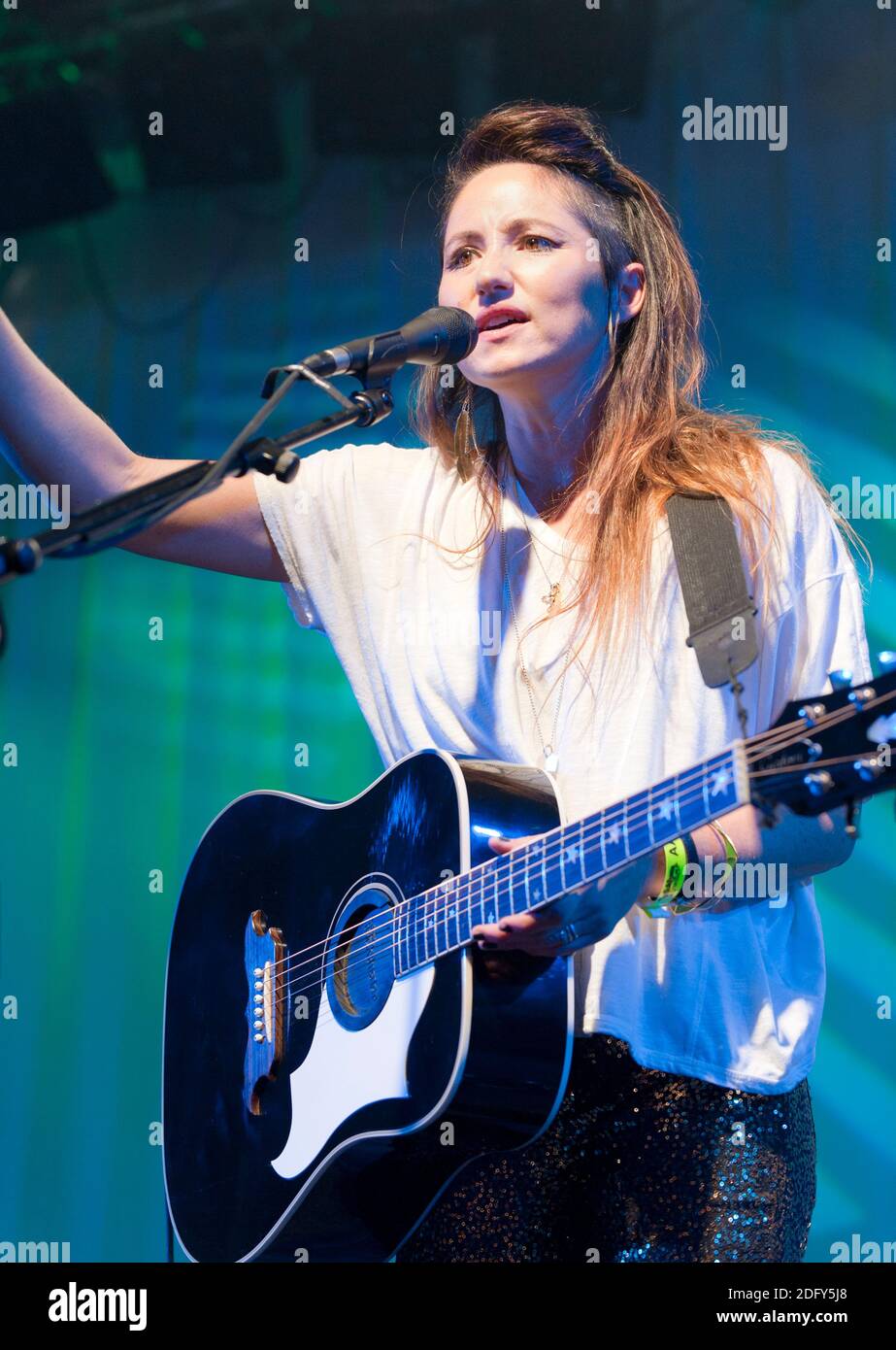 Scottish Singer Kt Tunstall High Resolution Stock Photography and ...