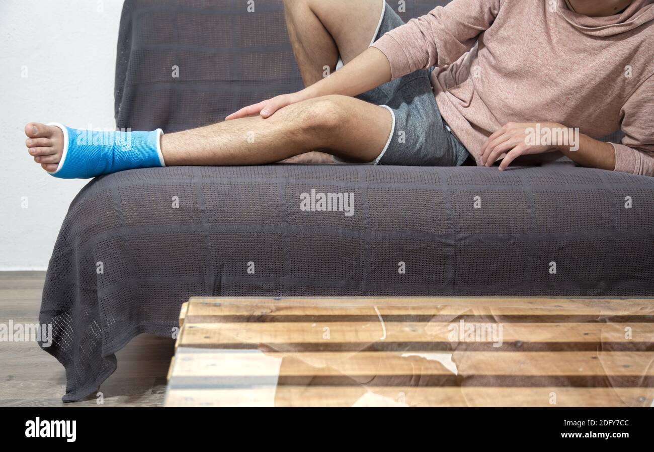 Plaster cast in sport hi-res stock photography and images - Alamy