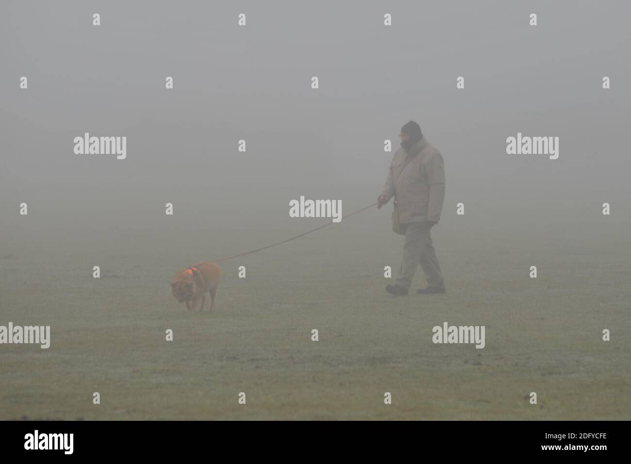 Fog walking hi-res stock photography and images - Alamy
