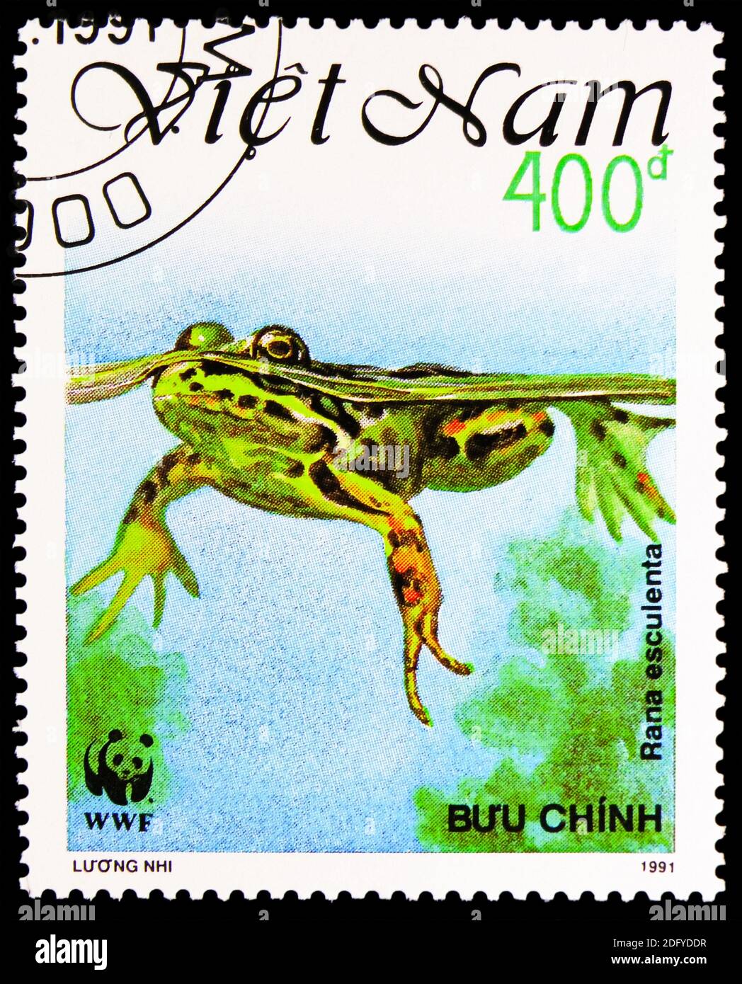 MOSCOW, RUSSIA - AUGUST 28, 2020: Postage stamp printed in Vietnam ...