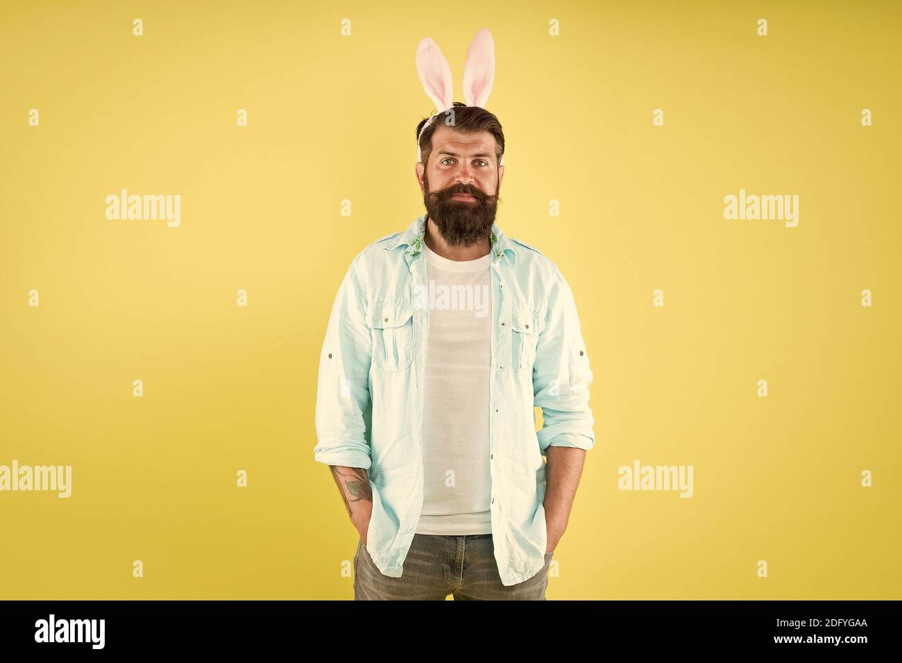 Chinese Zodiac. Man rabbit ears. Difference Between Rabbits and Hares ...