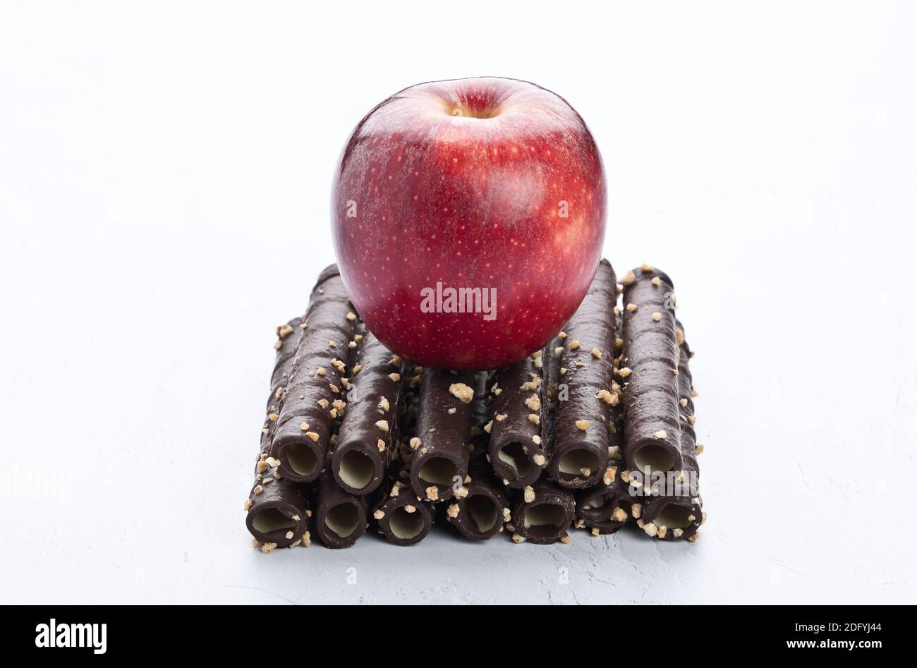 Cubanito crocanti, wafers covered with vegetable fat with cocoa ...