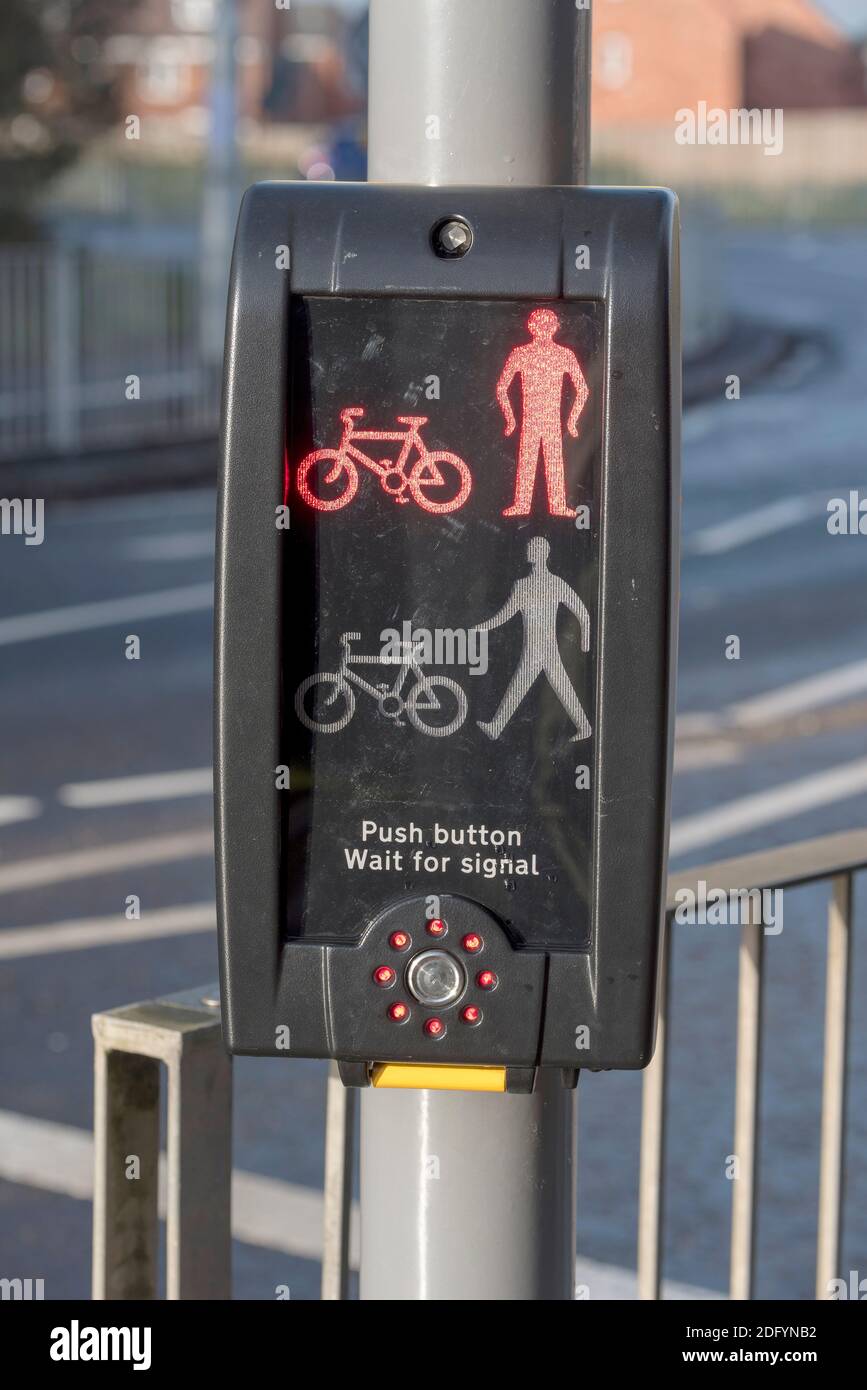 Red man sign says do not cross Stock Photo - Alamy