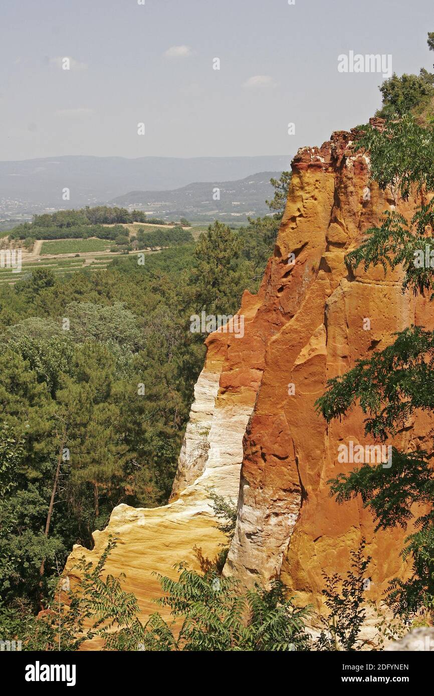 Ochres of rocks hi-res stock photography and images - Alamy