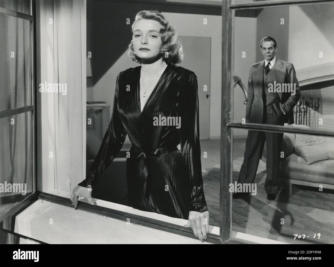 The fountainhead film hi-res stock photography and images - Alamy