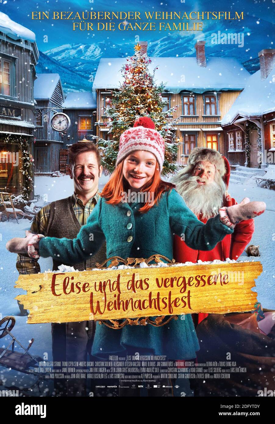 2010s christmas tree hi-res stock photography and images - Alamy