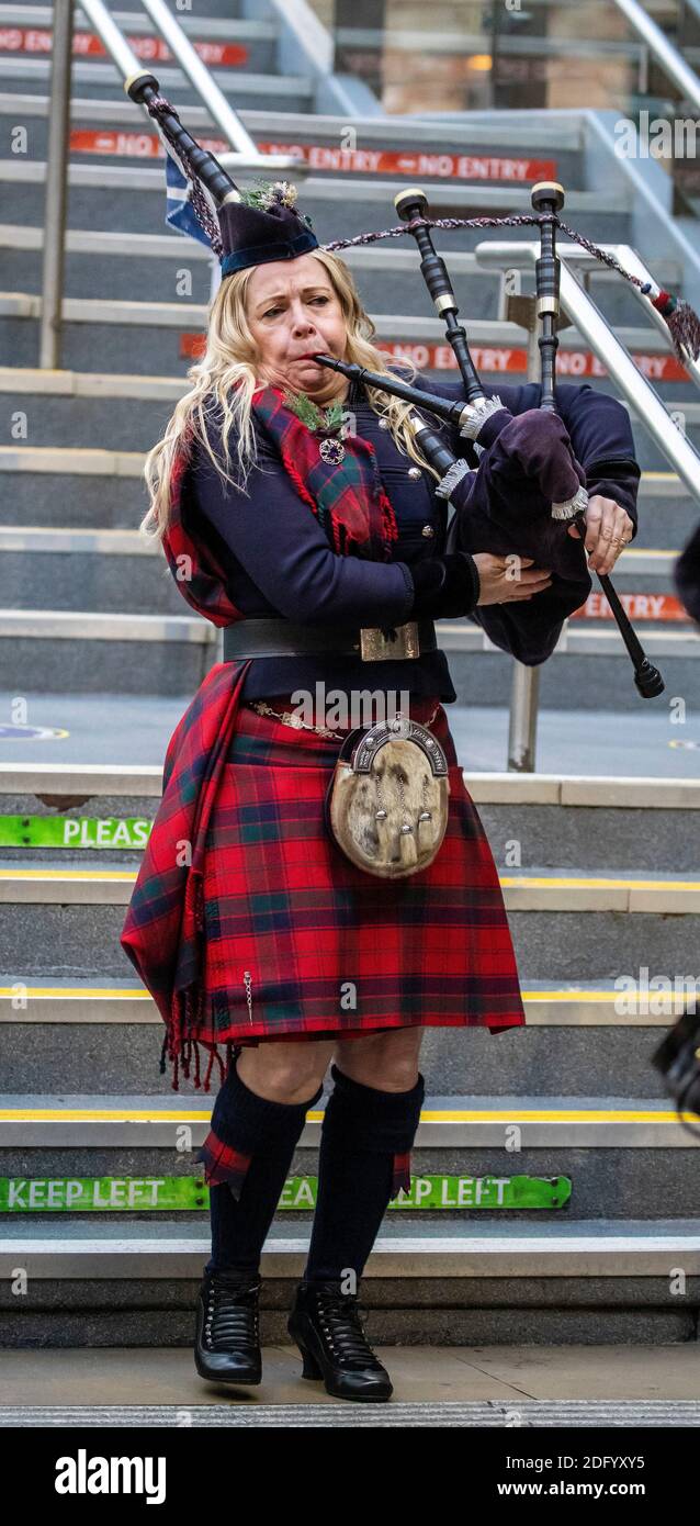 Louise marshall piper hi-res stock photography and images - Alamy