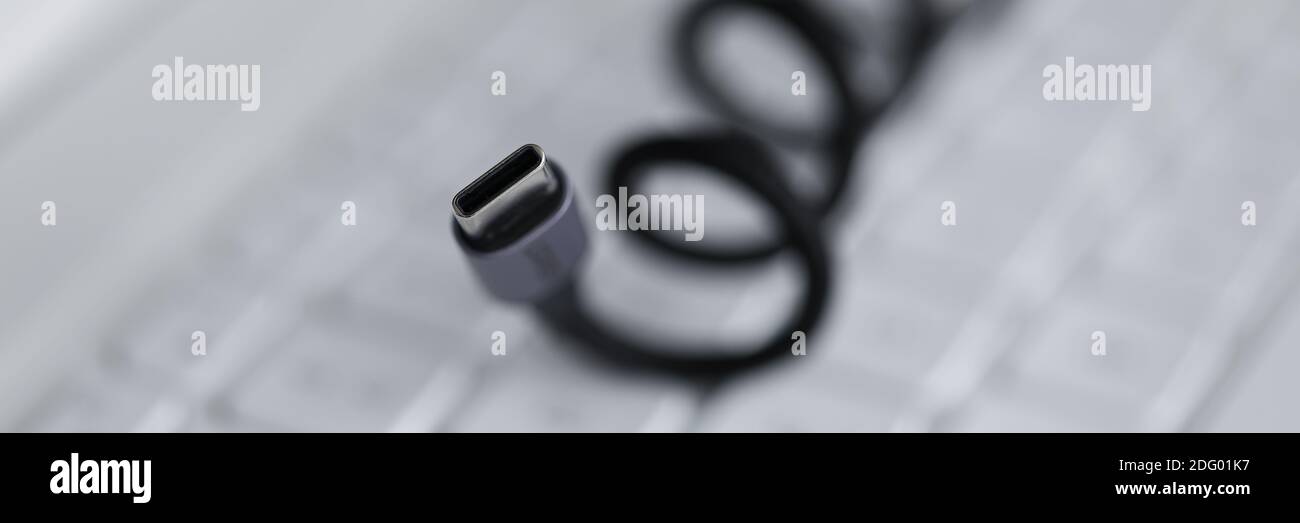 Thin wire hi-res stock photography and images - Alamy