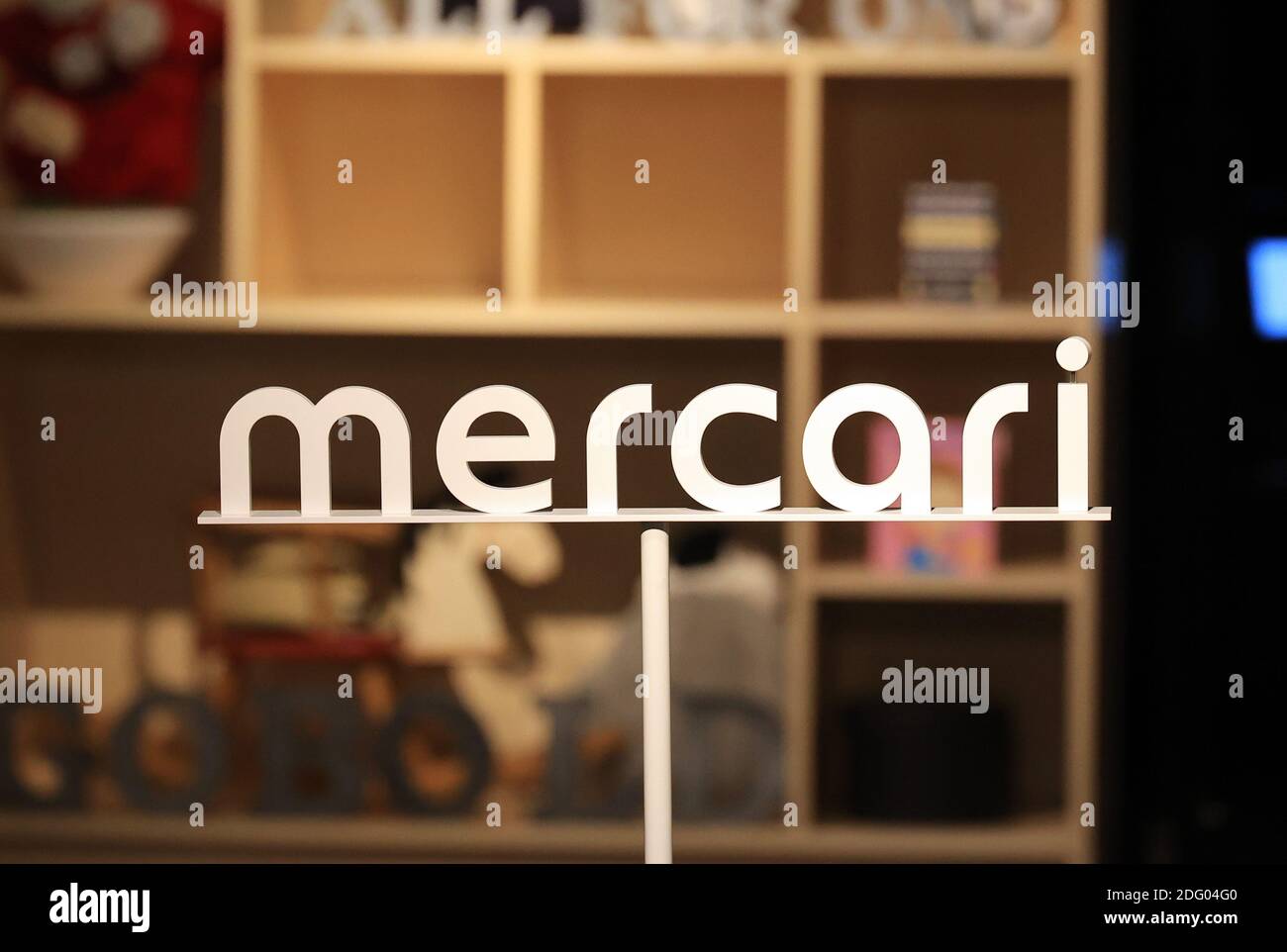 Mercari logo hi-res stock photography and images - Alamy