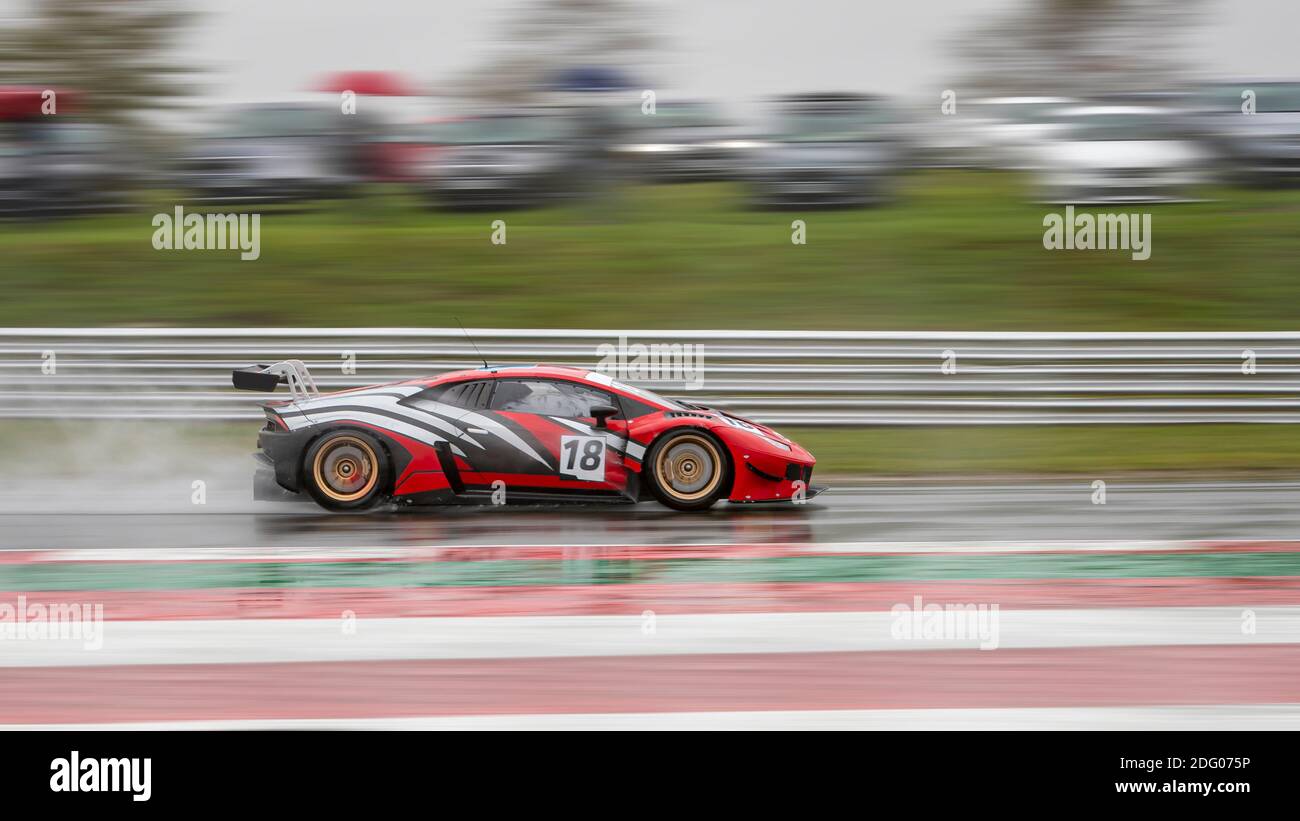 Panning sports hi-res stock photography and images - Alamy