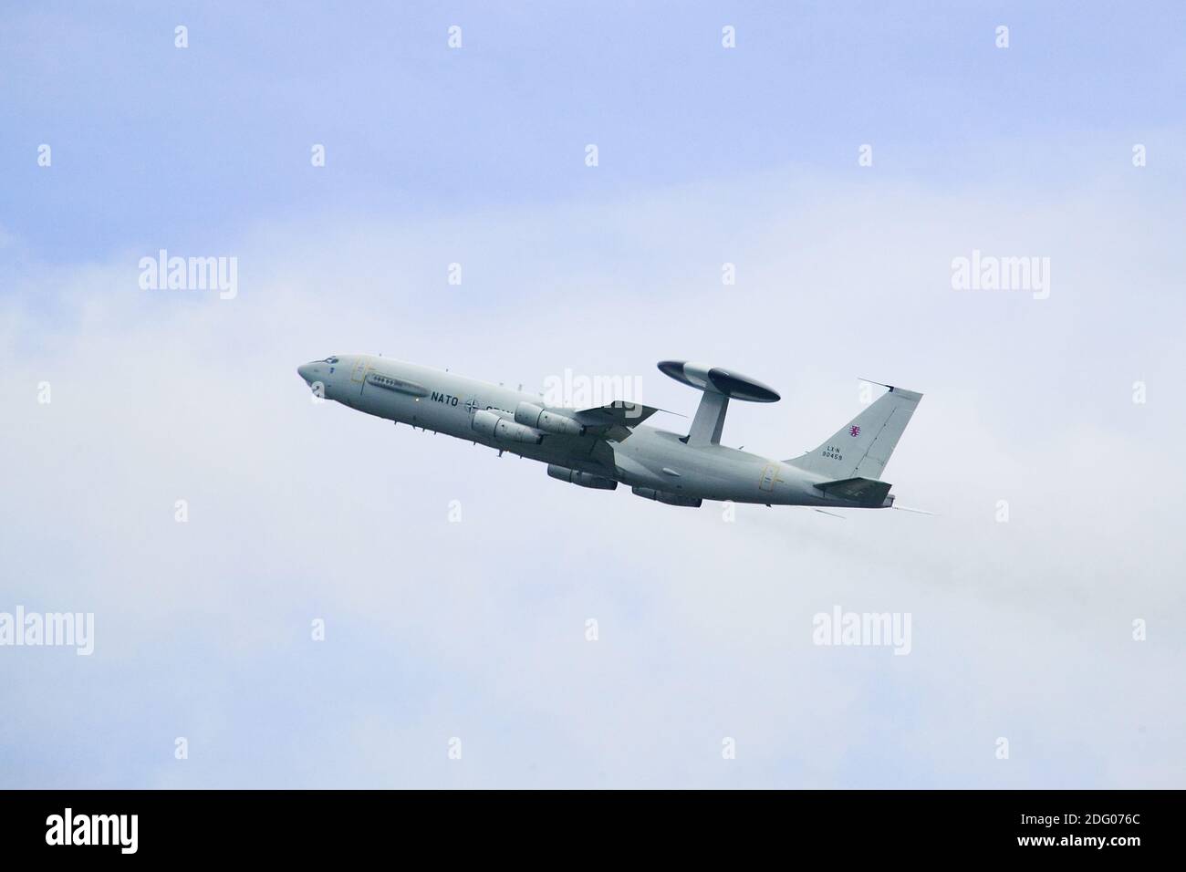Awacs hi-res stock photography and images - Alamy