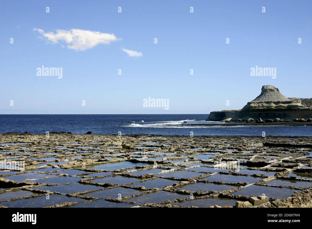 Salt pans gozo island hi-res stock photography and images - Alamy