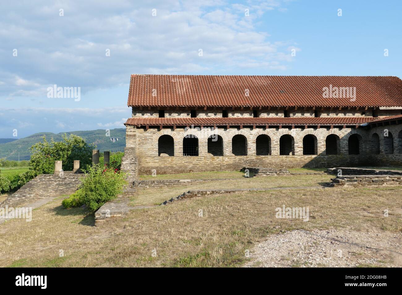 Reconstructed Roman Villa At Longuich / Moselle Stock Photo - Alamy