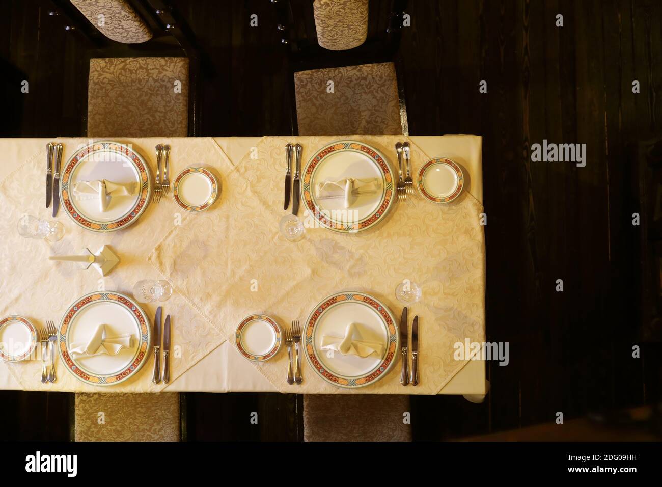 Top view of dining table in restaurant Stock Photo - Alamy