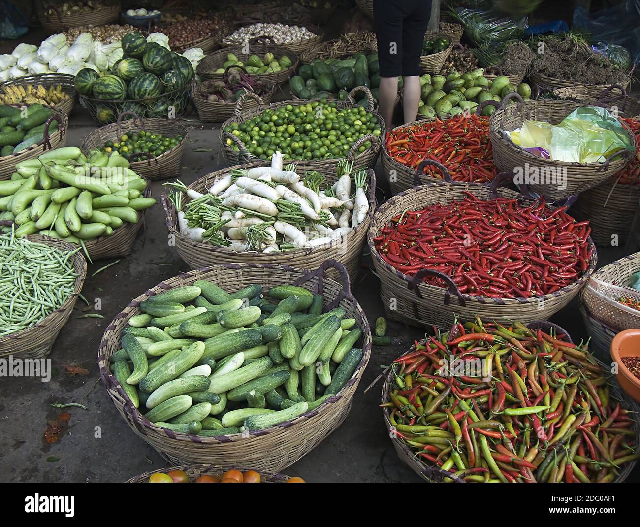 Stand close hi-res stock photography and images - Alamy