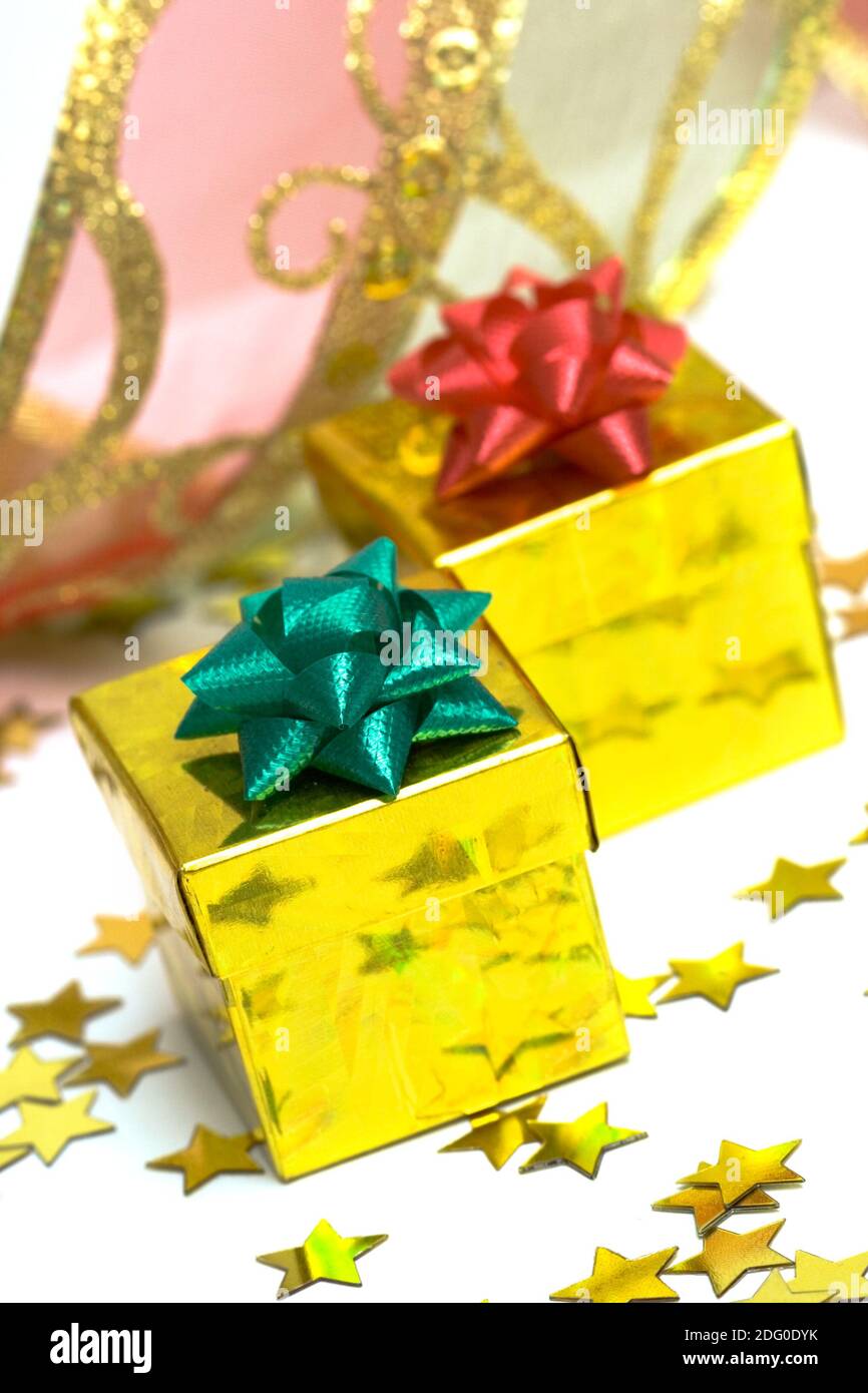 Golden gift boxes with stars Stock Photo - Alamy