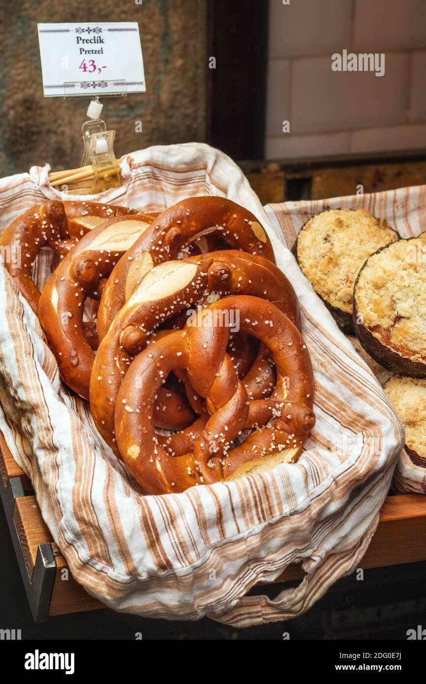 Fresh pretzels in a Czech bakery Stock Photo - Alamy
