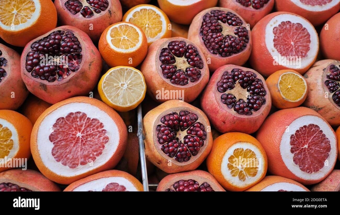 A group of citrus fruits on the streets of Turkey Stock Photo - Alamy
