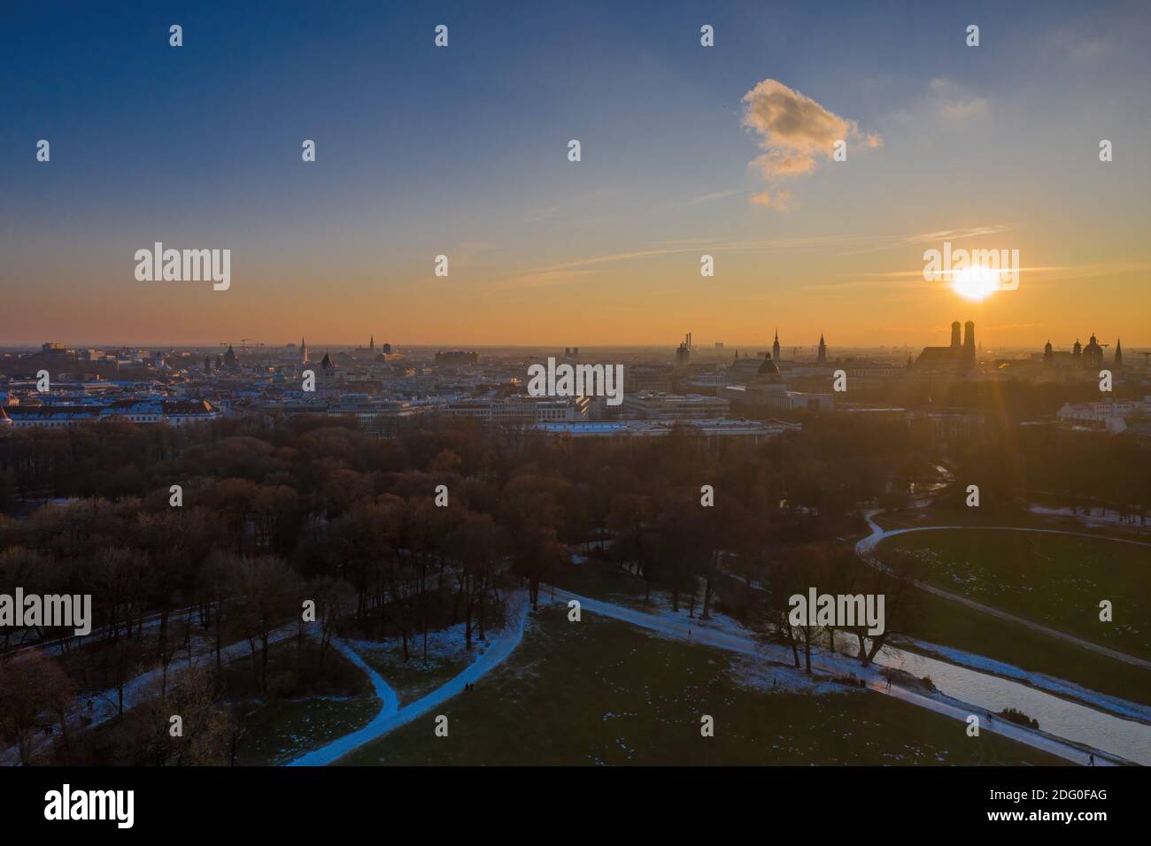 Munich sunset skyline hi-res stock photography and images - Alamy