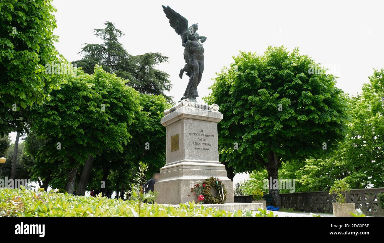 War memorial in Cortona, province of Arezzo, Tuscany, Italy Stock Photo ...