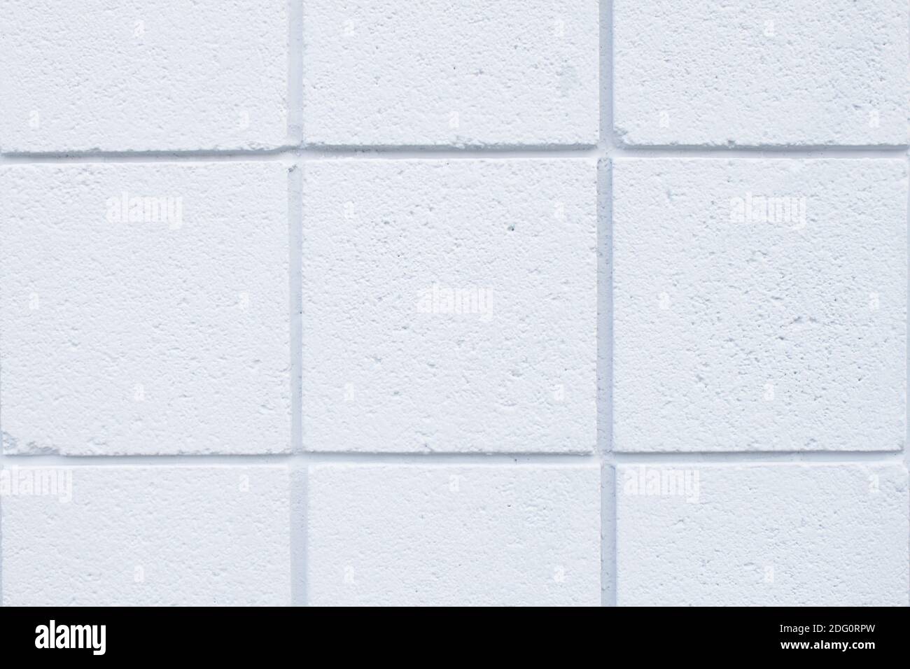 White tiled wallpaper hi-res stock photography and images - Alamy