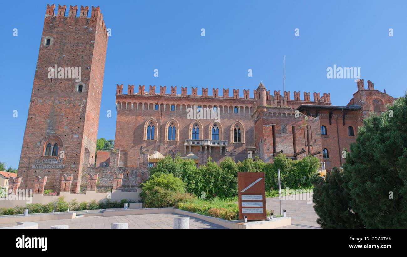 Carimate Castle in the province of Como, Lombardy, Italy Stock Photo ...