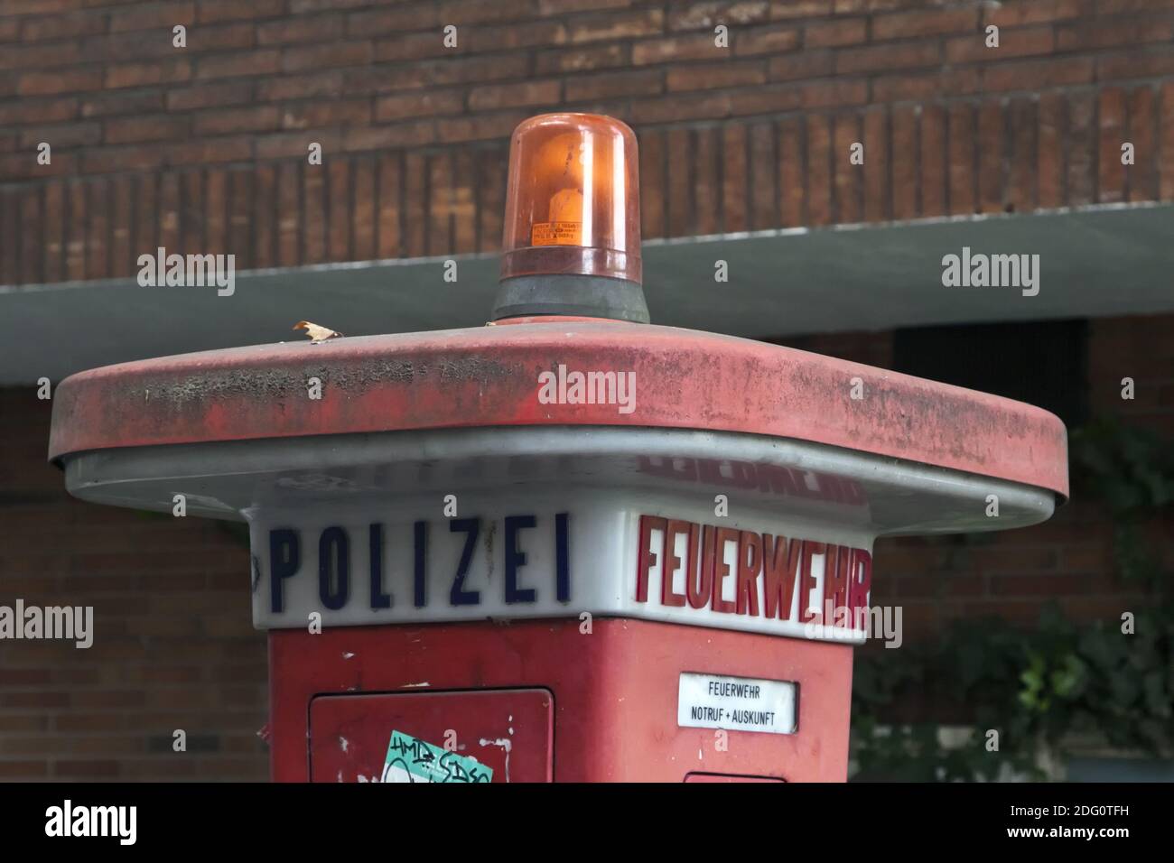Notruf hi-res stock photography and images - Alamy Notruf hi-res stock photography and images - Alamy
