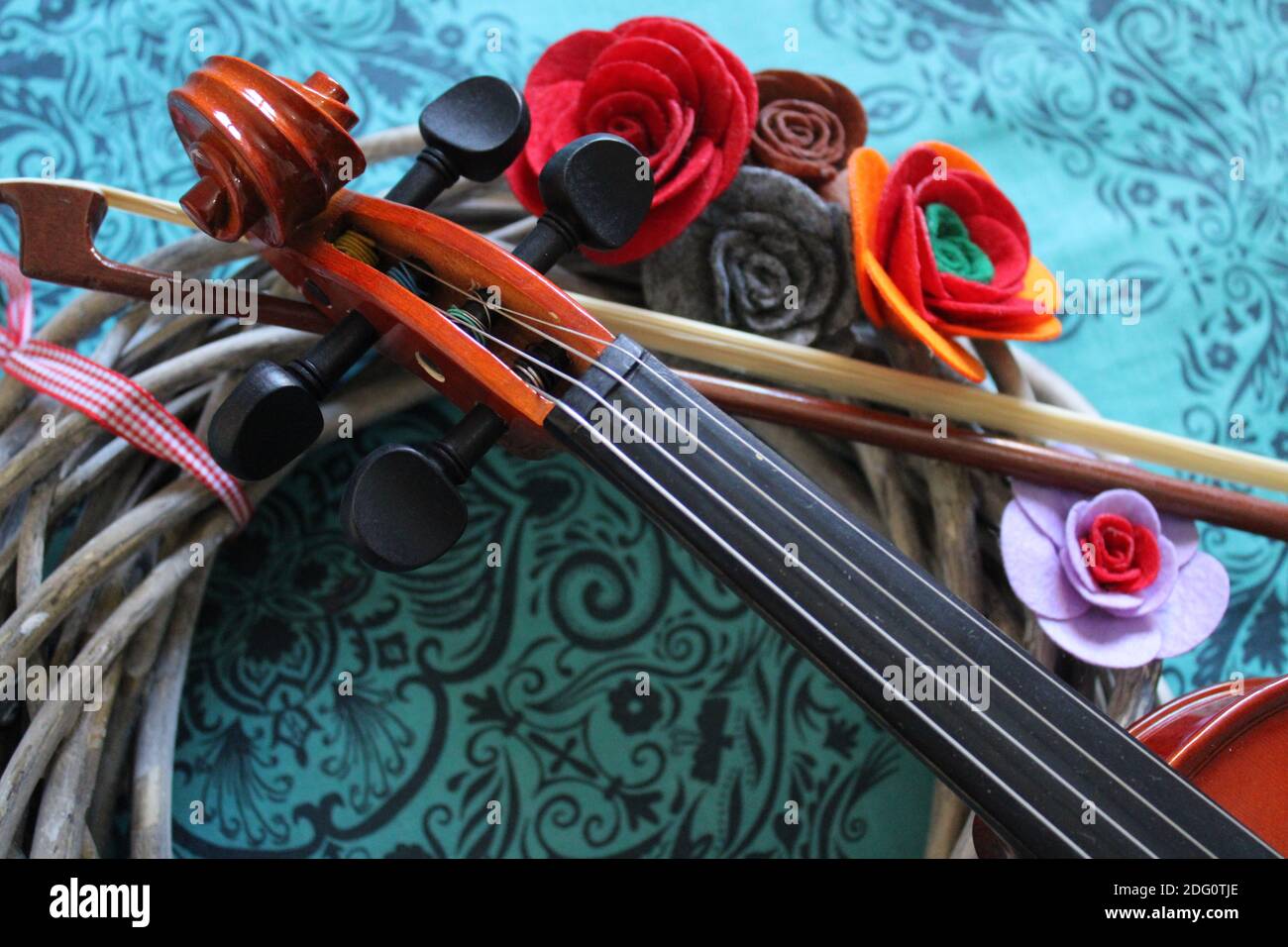violin romantic musical instrument Stock Photo - Alamy