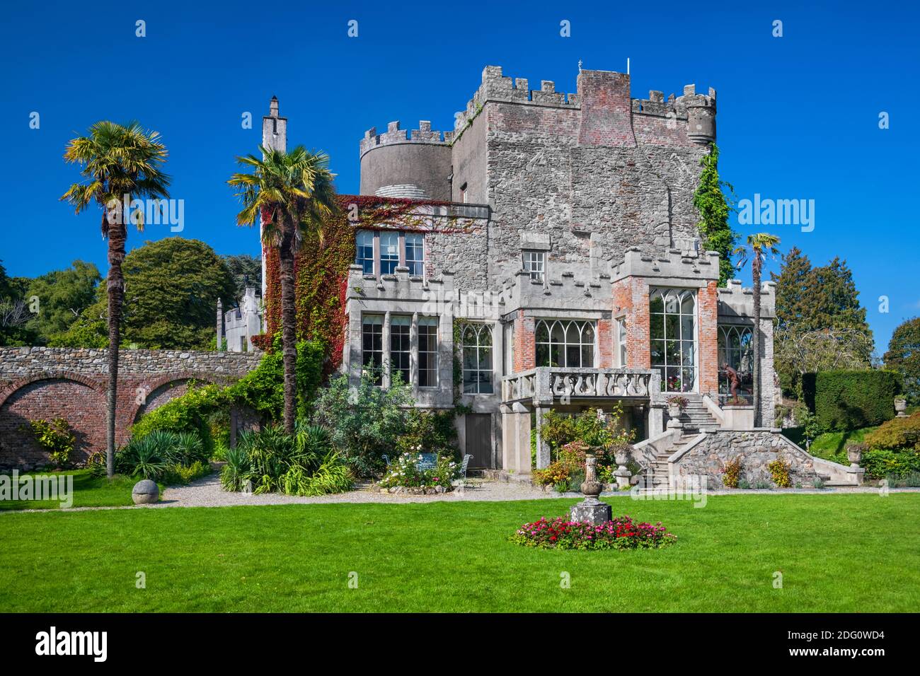 Clonegal hi-res stock photography and images - Alamy