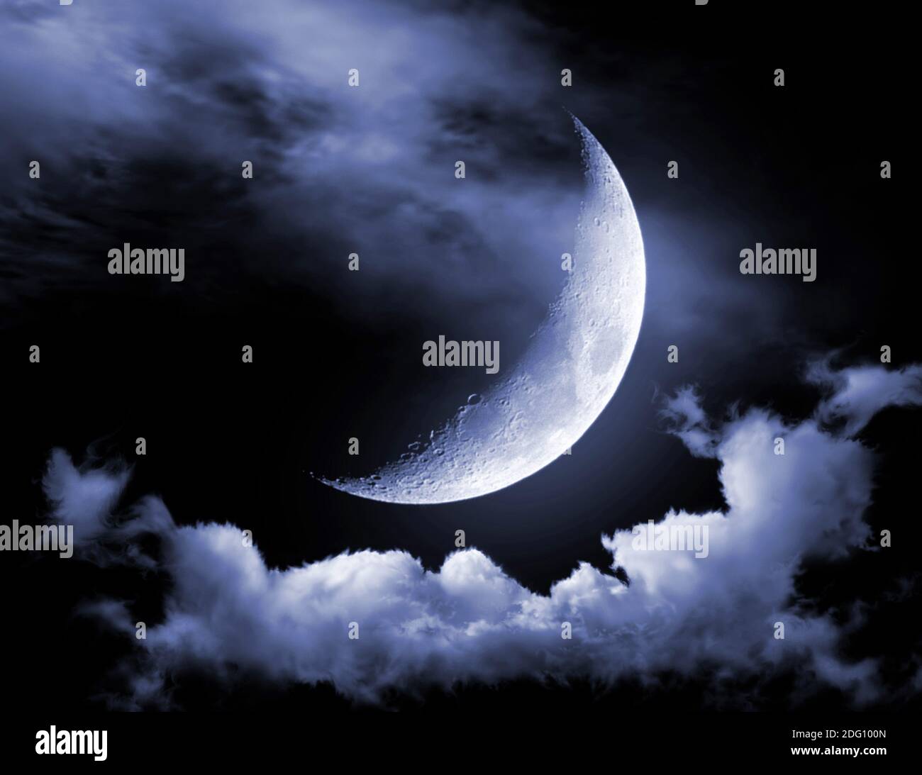 Half phase hi-res stock photography and images - Alamy