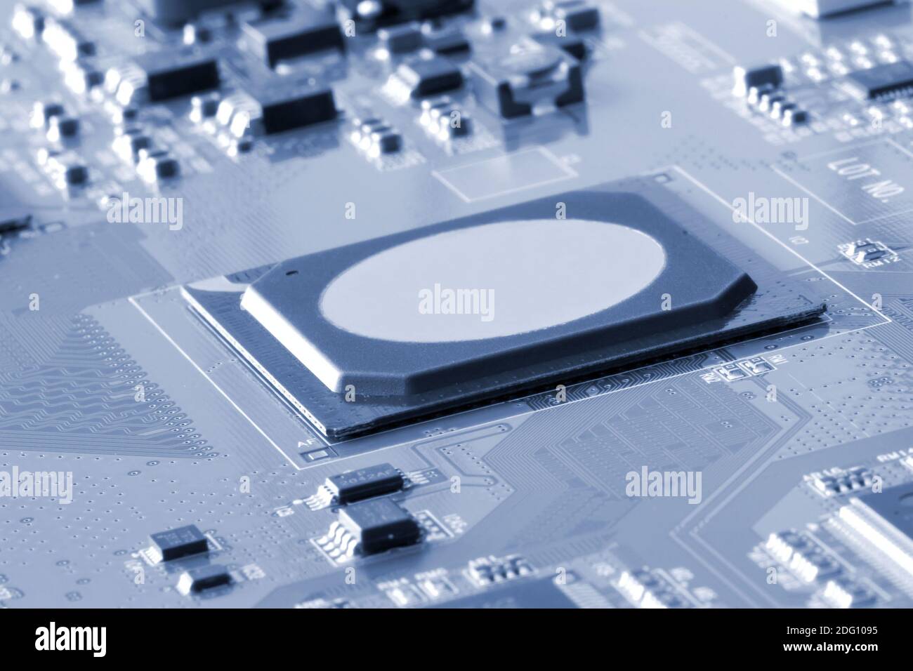 Microelectronics science hi-res stock photography and images - Alamy