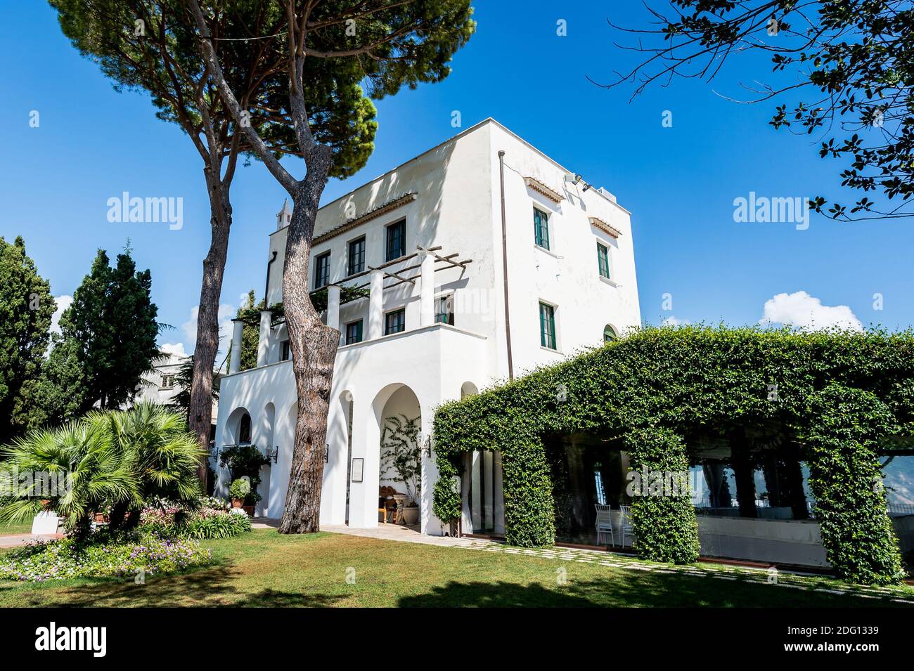 Wedding venue in italy hi-res stock photography and images - Alamy