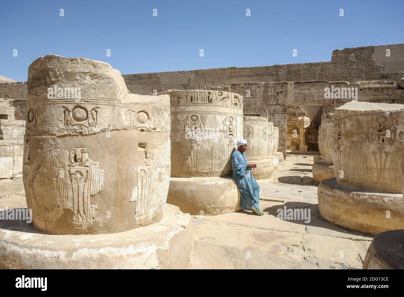 MEDINET HABU TEMPLE, EGYPT Stock Photo - Alamy