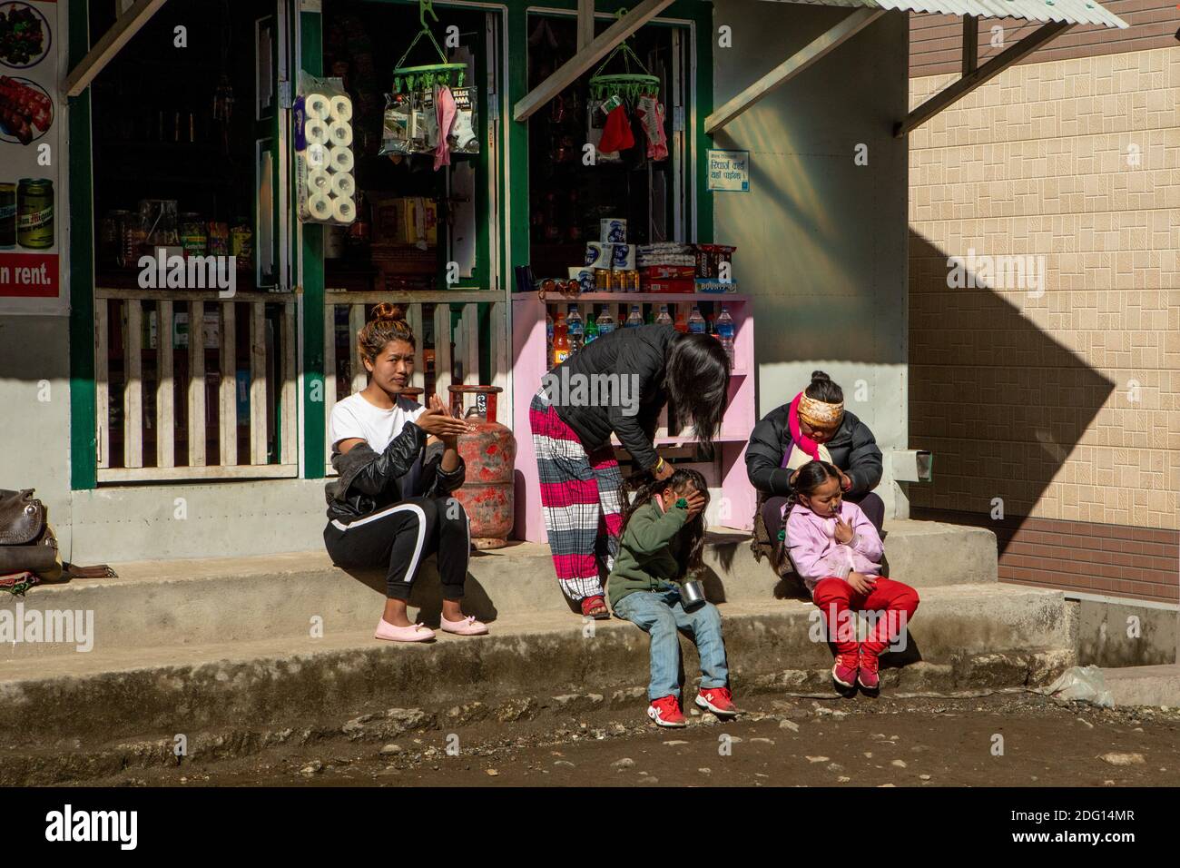 People in the street of Lukla Stock Photo - Alamy