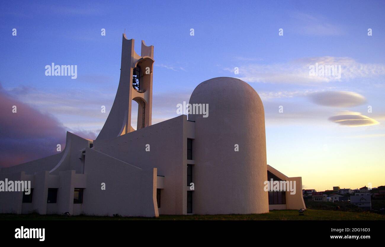 Futuristic church hi-res stock photography and images - Alamy