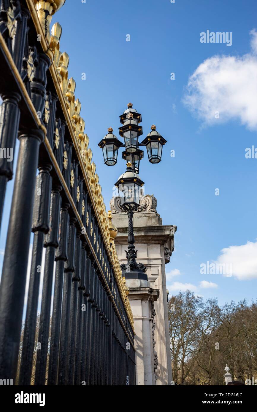 Royal palace fence hi-res stock photography and images - Alamy