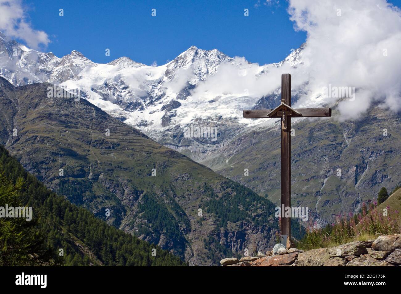 Cross in front of Weisshorn Stock Photo - Alamy