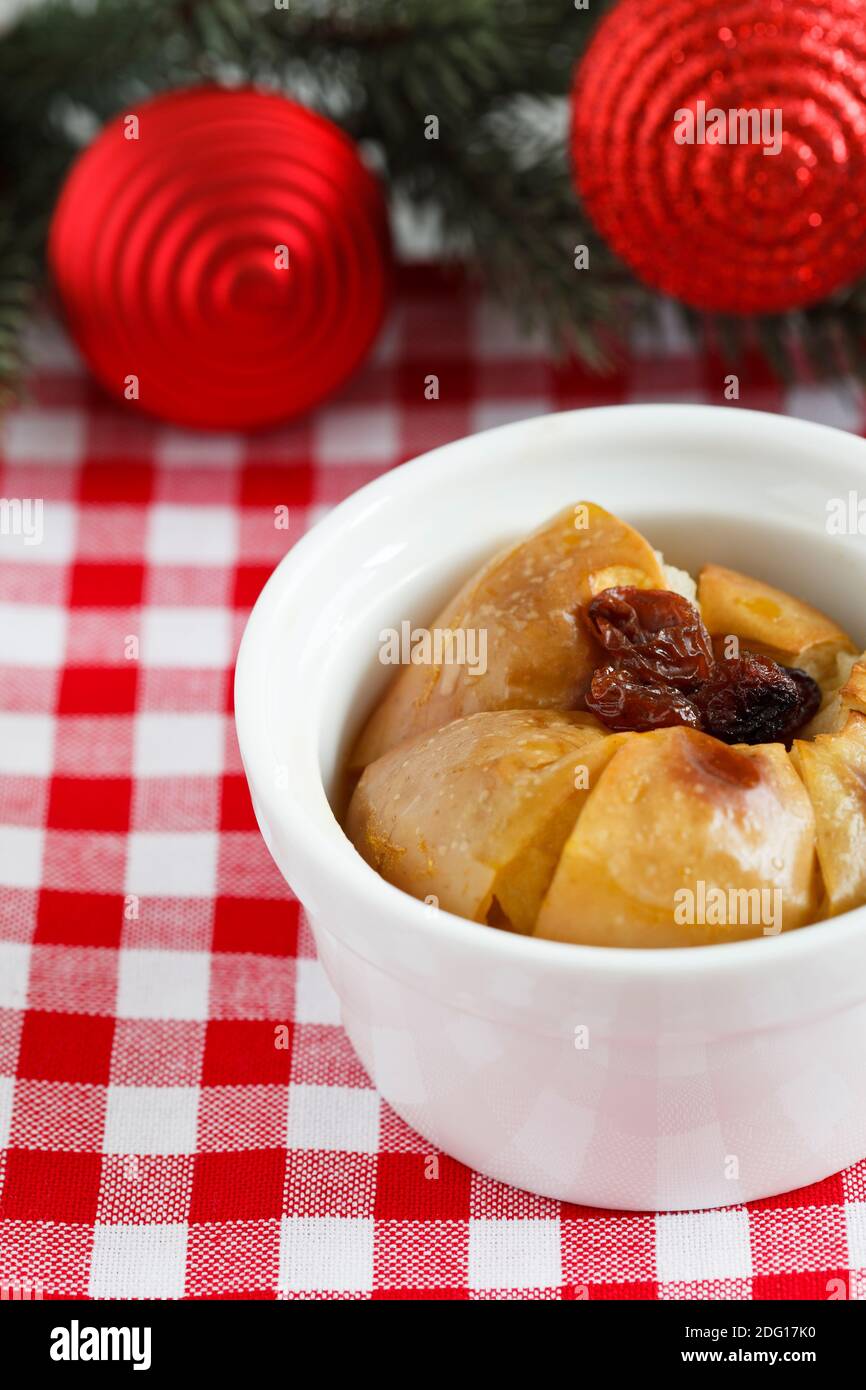 Christmas Baked Apple Stock Photo - Alamy