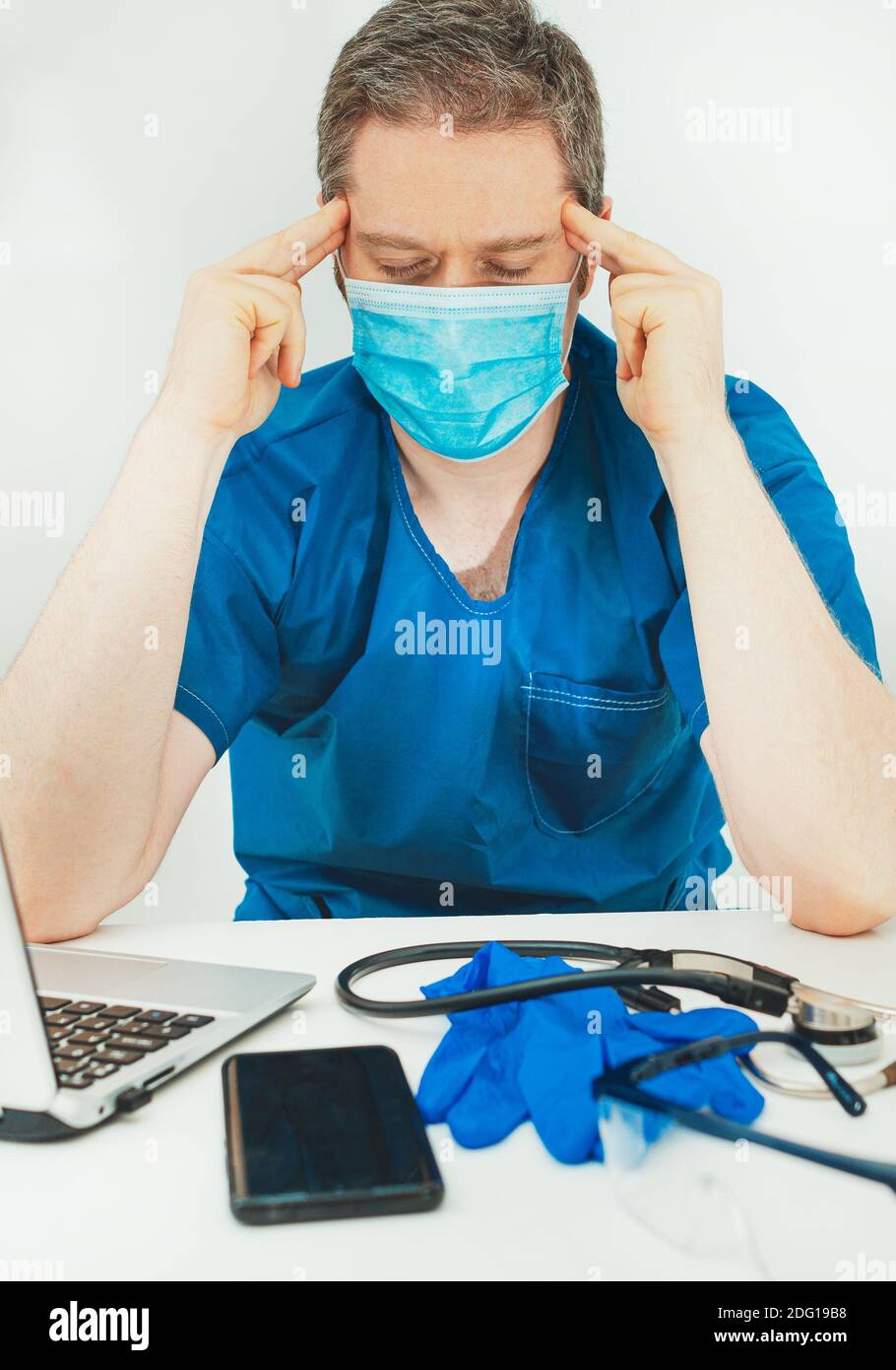 Physician burnout hi-res stock photography and images - Alamy