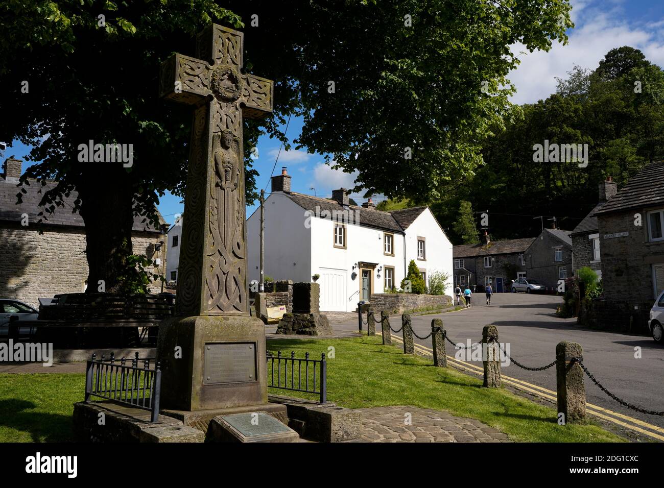 Castleton in the Peak District Derbyshire Stock Photo - Alamy