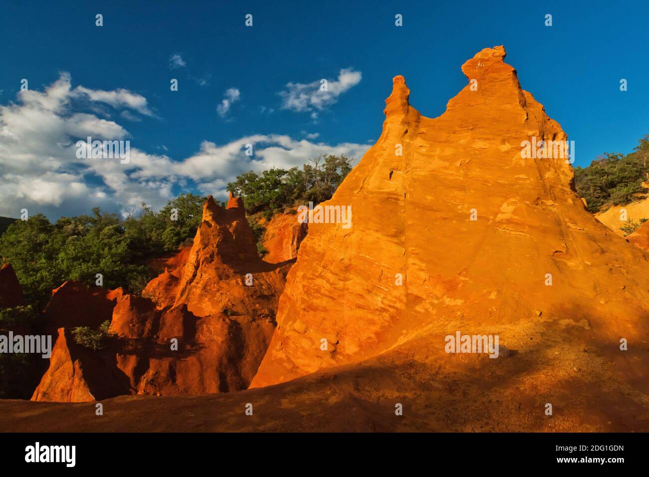 Ochre light hi-res stock photography and images - Alamy