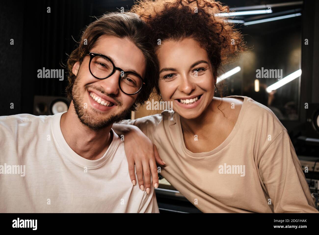 Female record producers hi-res stock photography and images - Alamy