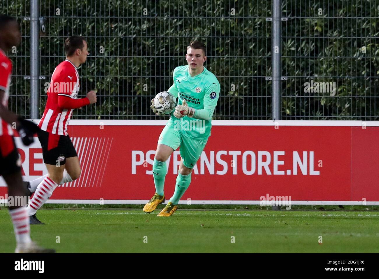 EINDHOVEN, NETHERLANDS - DECEMBER 5: goalkeeper Vincent Muller of Jong ...