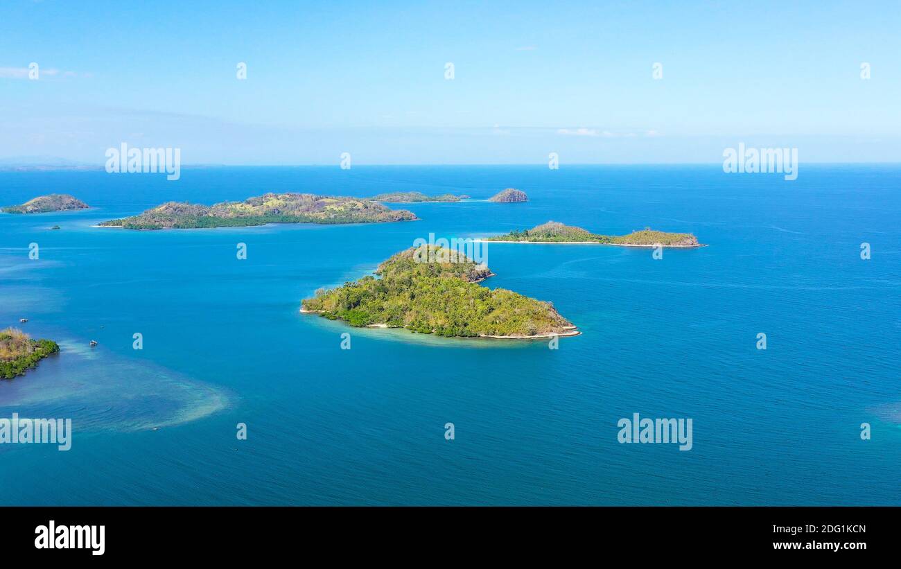 Tropical Islands with beautiful sandy beaches. Kabungan Island ...