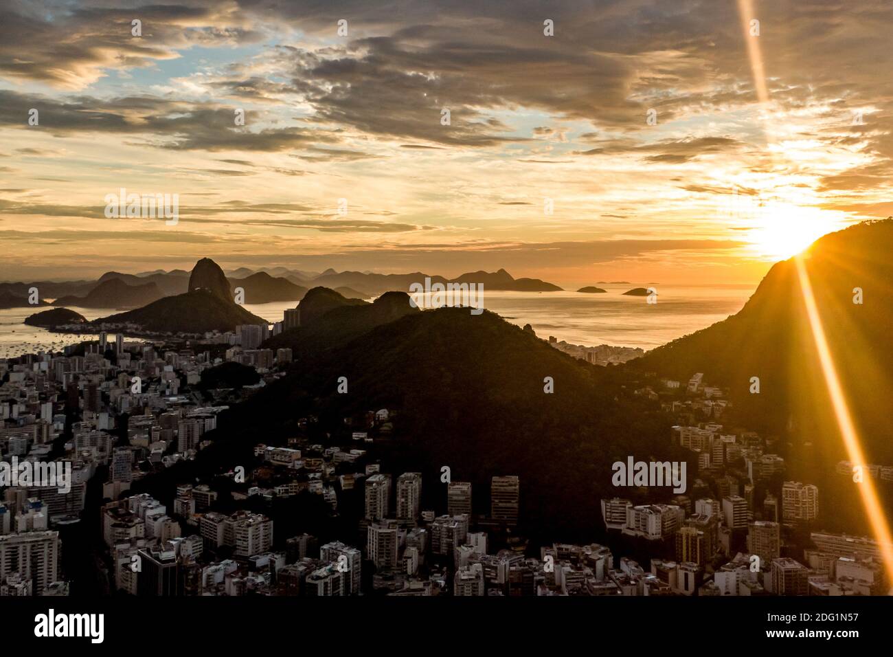 Sunrise over copacabana hi-res stock photography and images - Alamy