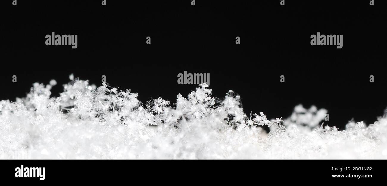 Snow crystals hi-res stock photography and images - Alamy