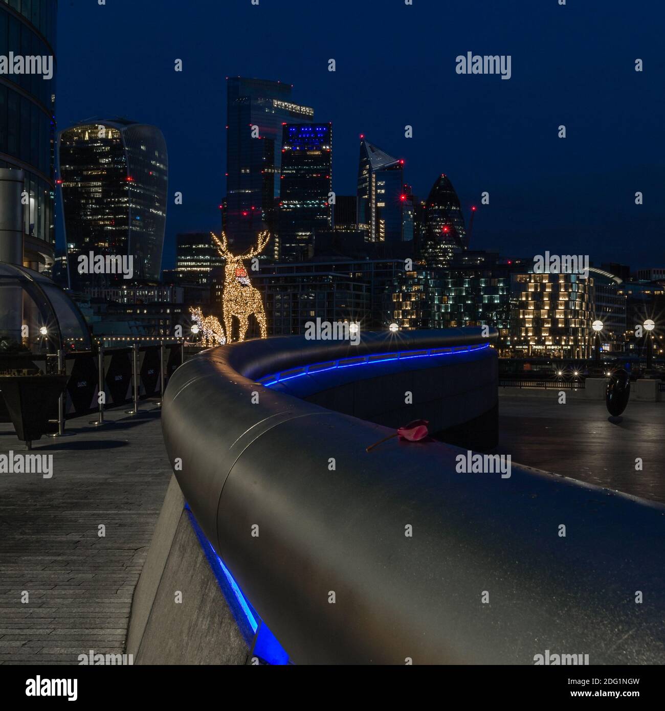 London lockdown perspective hi-res stock photography and images - Alamy