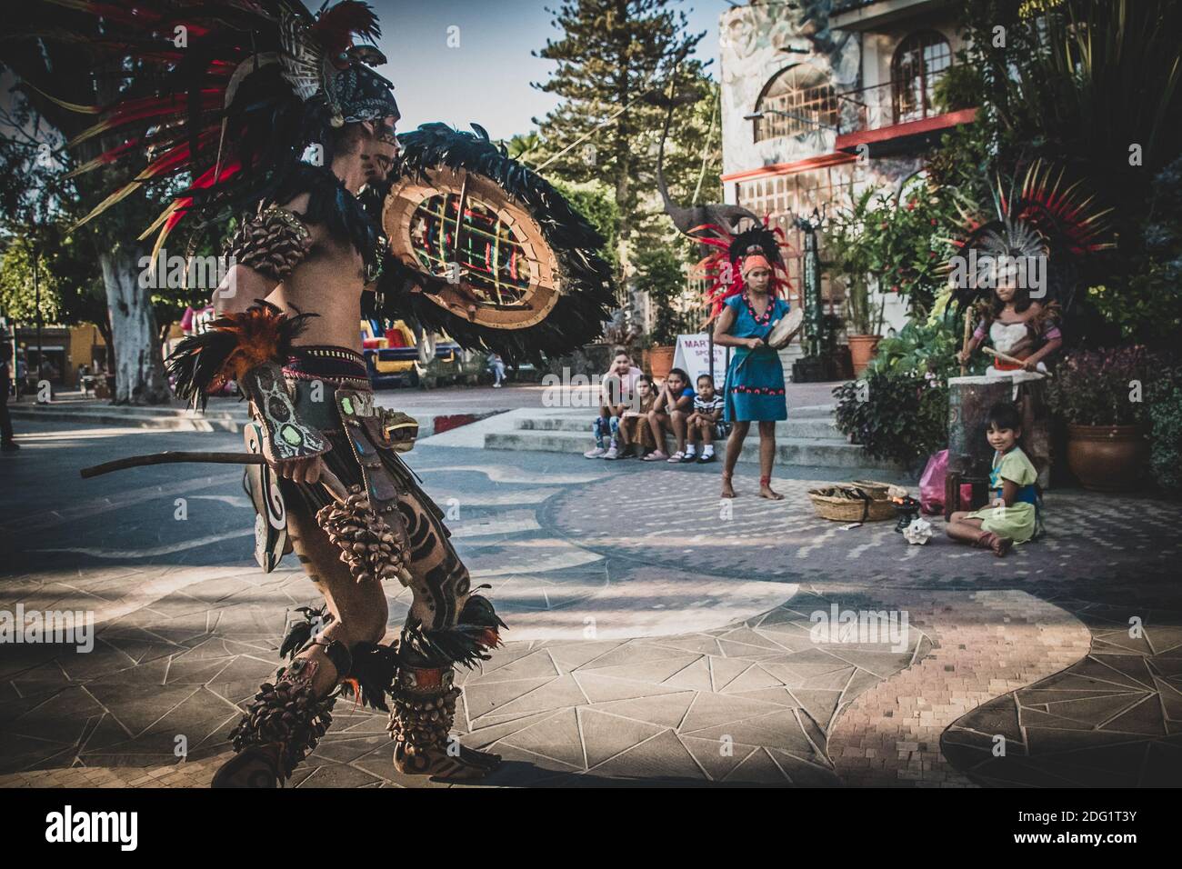 Traditional ritual of Mayan's warrior dance Stock Photo - Alamy