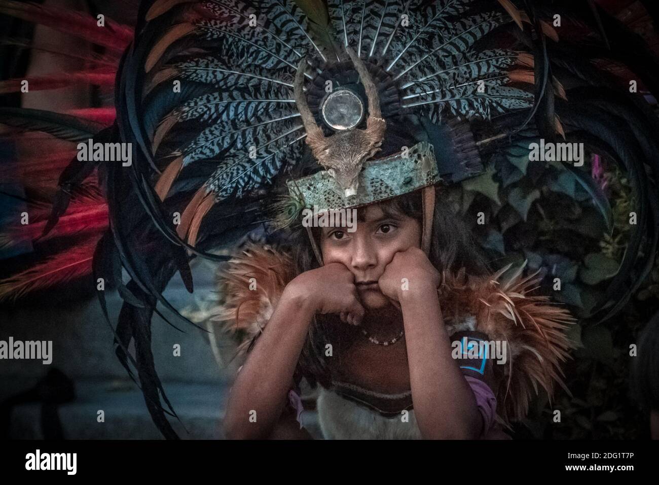 Traditional ritual of Mayan's warrior dance Stock Photo - Alamy